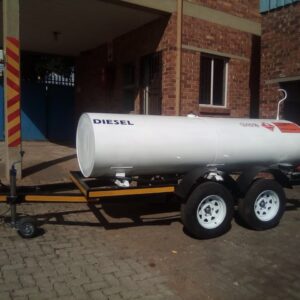 2500-Liter Tanker Trailer: Durable, Compact, High-Quality Design