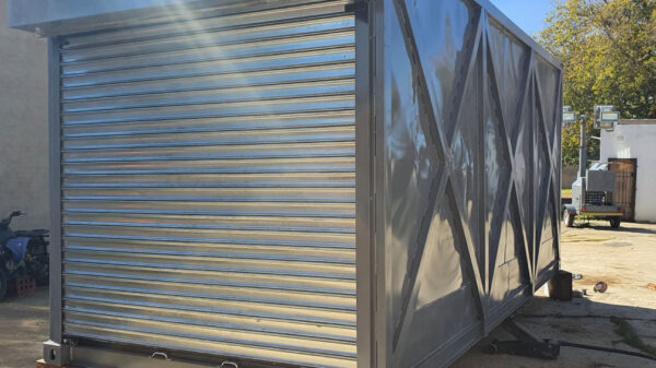 Intermodal Tank Container For Efficient Transport And Storage